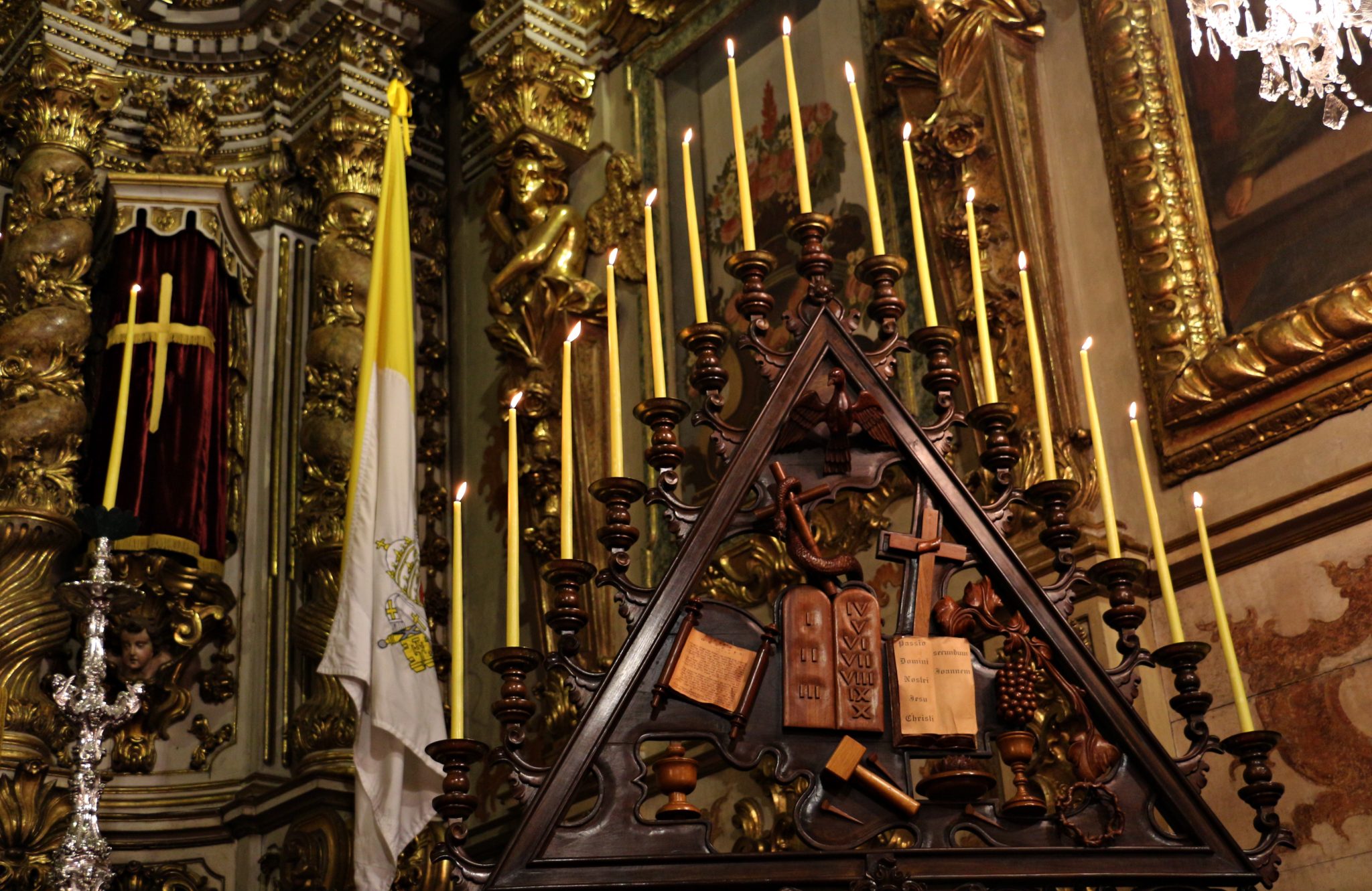 Documentário sobre Ofício de Trevas apresenta as peculiaridades do rito ...